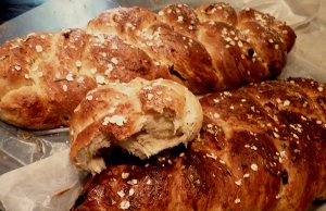 Chocolate Cheesecake & Challah | Aish