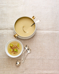 Jamie Geller’s Simple Passover Seder Menu | Aish