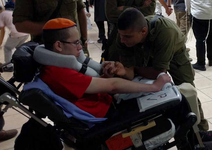 Nathaniel Felber's Rehabilitation and First Smile Since the Attack | Aish