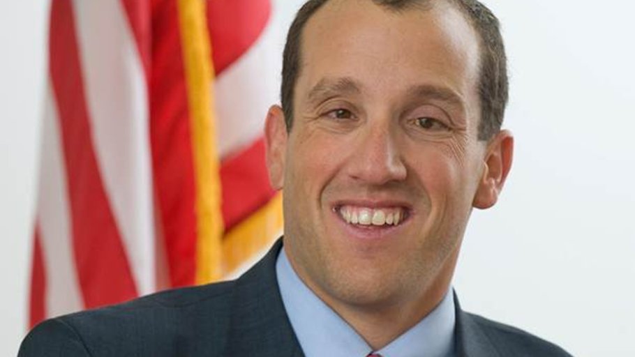 The Blind Judge: Richard Bernstein | Aish