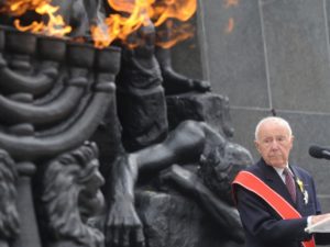 The Last Seder in the Warsaw Ghetto | Aish