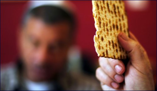 When Do We Eat?: Eating to Live On Passover Night | Aish