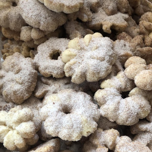 5 Amazing, Iconic Jewish Cookies | Aish