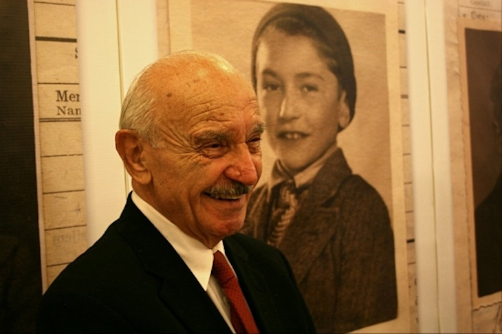 Aron Grunhut: A Jewish Hero who Rescued 1,350 Jews | Aish