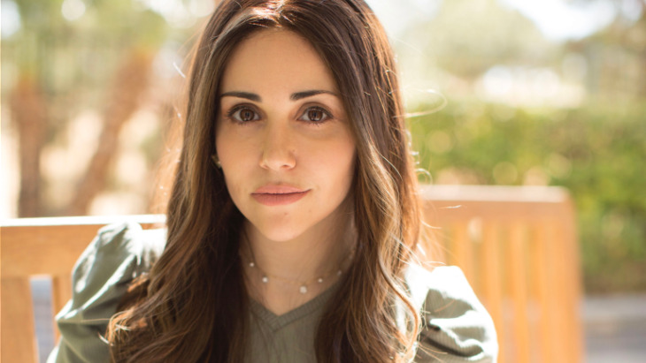 Digital Influencer Bari Mitzmann Shares Her Struggles with Mental ...