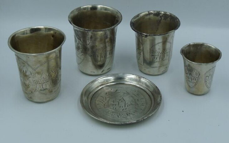 Polish Builders Find 400 Buried Jewish Items | Aish