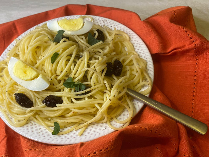 Purim Foods around the World | Aish