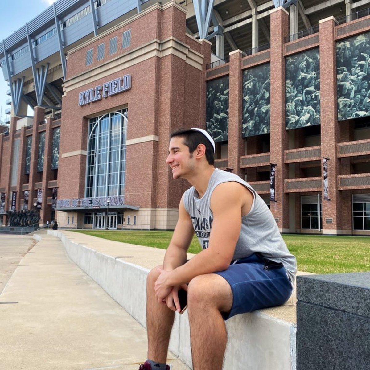 The Only Orthodox Jew Playing NCAA Division 1 Football Team at Texas A ...