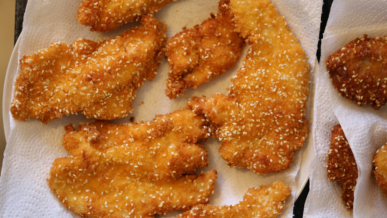 What Makes Schnitzel So Revolutionary In Israeli Cuisine? | Aish