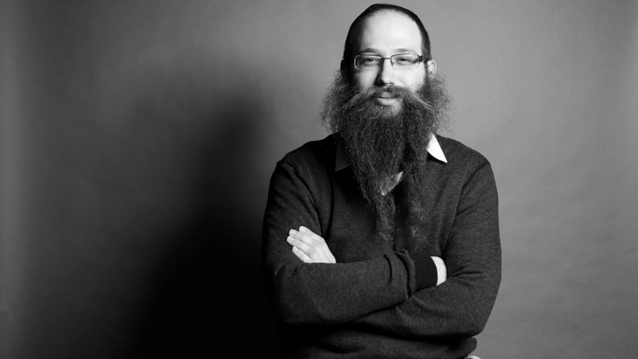 Meet the Award-Winning Poet Who Is an Orthodox Jew | Aish