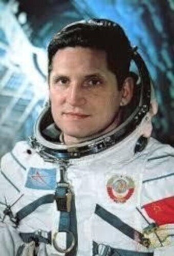 Jews in Orbit: 4 Jewish Astronauts | Aish