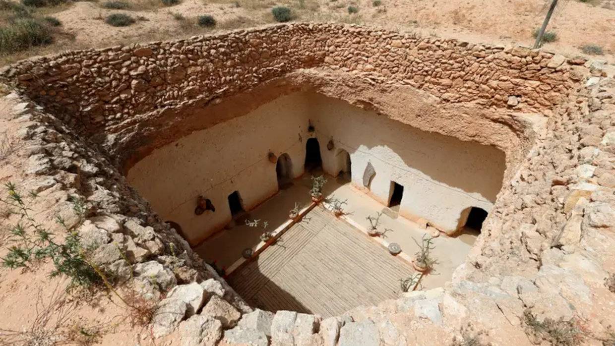 The Hidden Jewish Cave Villages of Libya | Aish