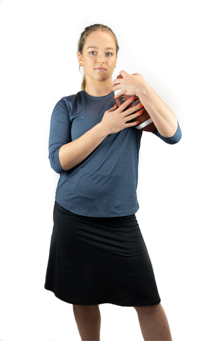 NFL’s Flag Football Player of the Year Balances Faith, Femininity, and Football | Aish