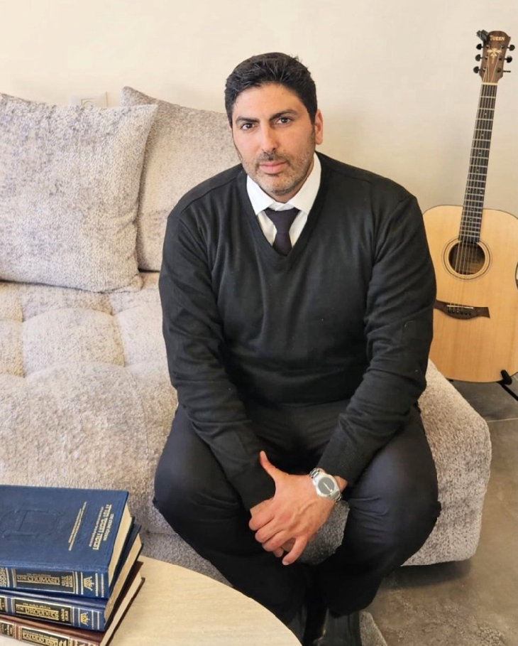 A Punk Rocker’s Path to Judaism | Aish