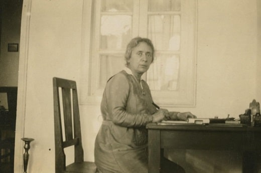 Henrietta Szold: The Woman Who Built Hadassah | Aish