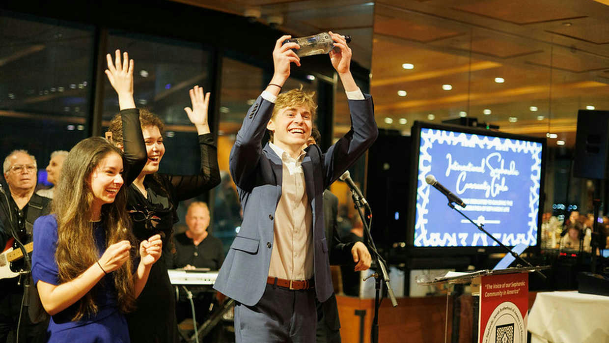 The Rise, Decline, and Revival of Ladino | Aish