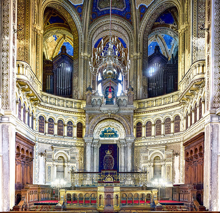 The Synagogues of the Exile | Aish